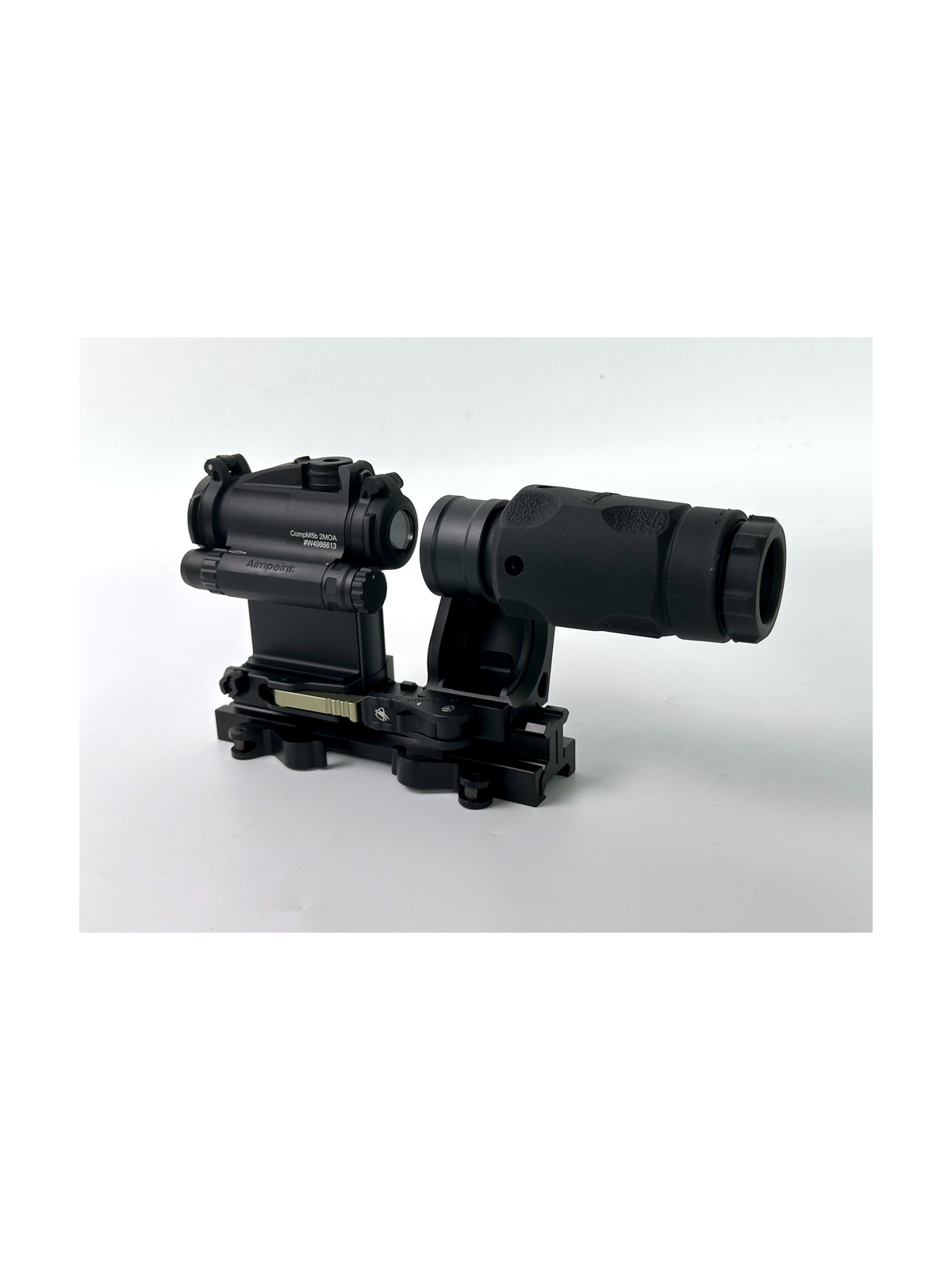 COMP M5B&3XMAG-1 3X Magnifier QD Mount Combo Color Black