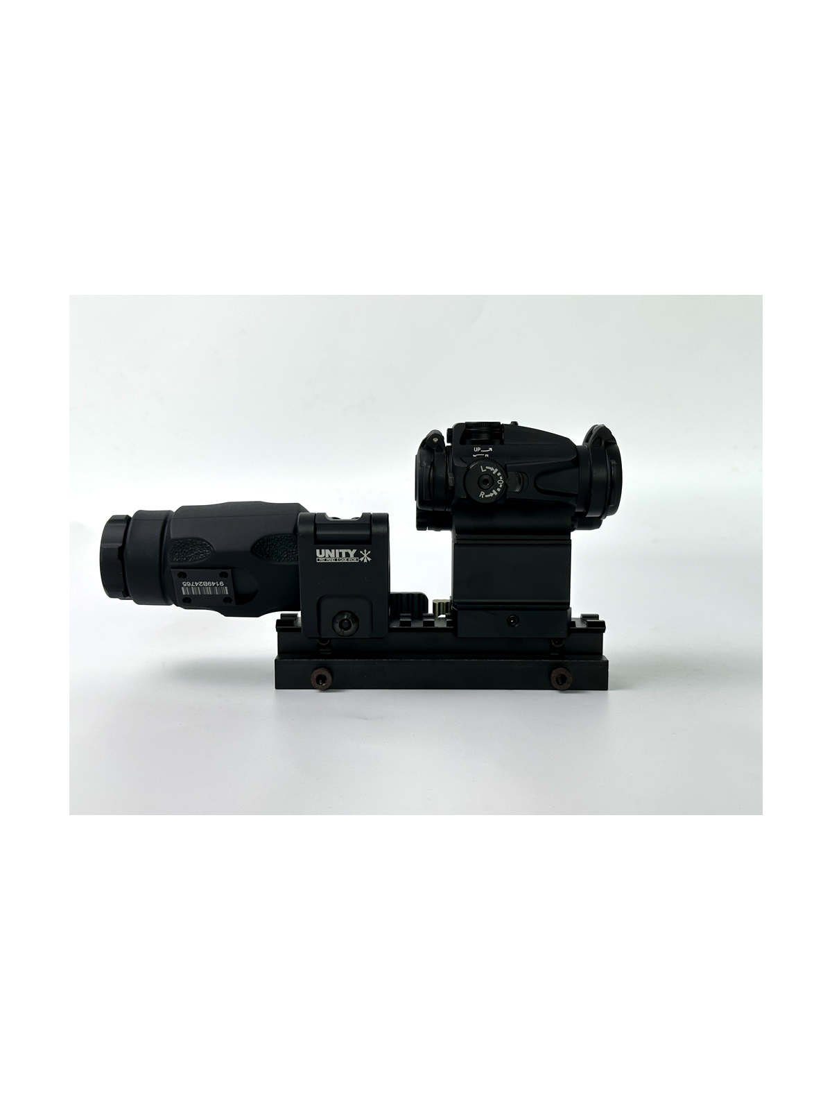 COMP M5B&3XMAG-1 3X Magnifier QD Mount Combo Color Black