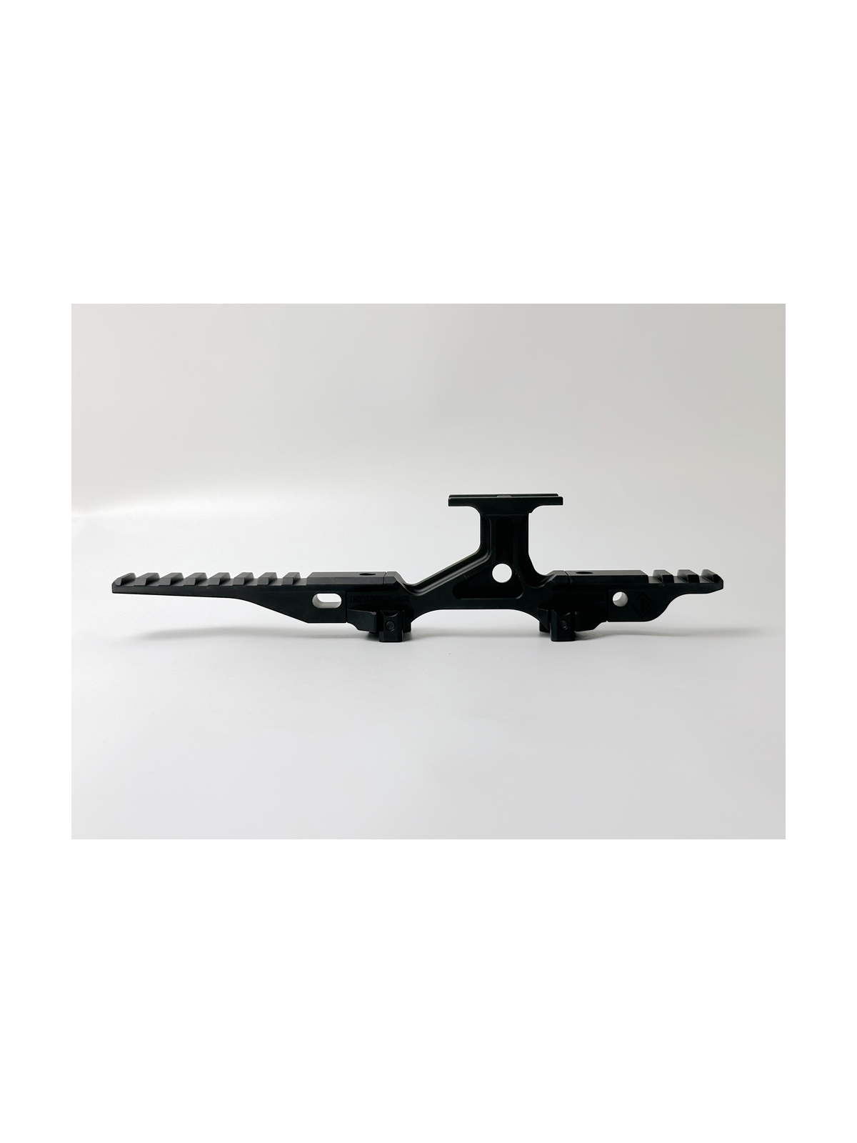 OMM Hydra Micro Mount Color Black