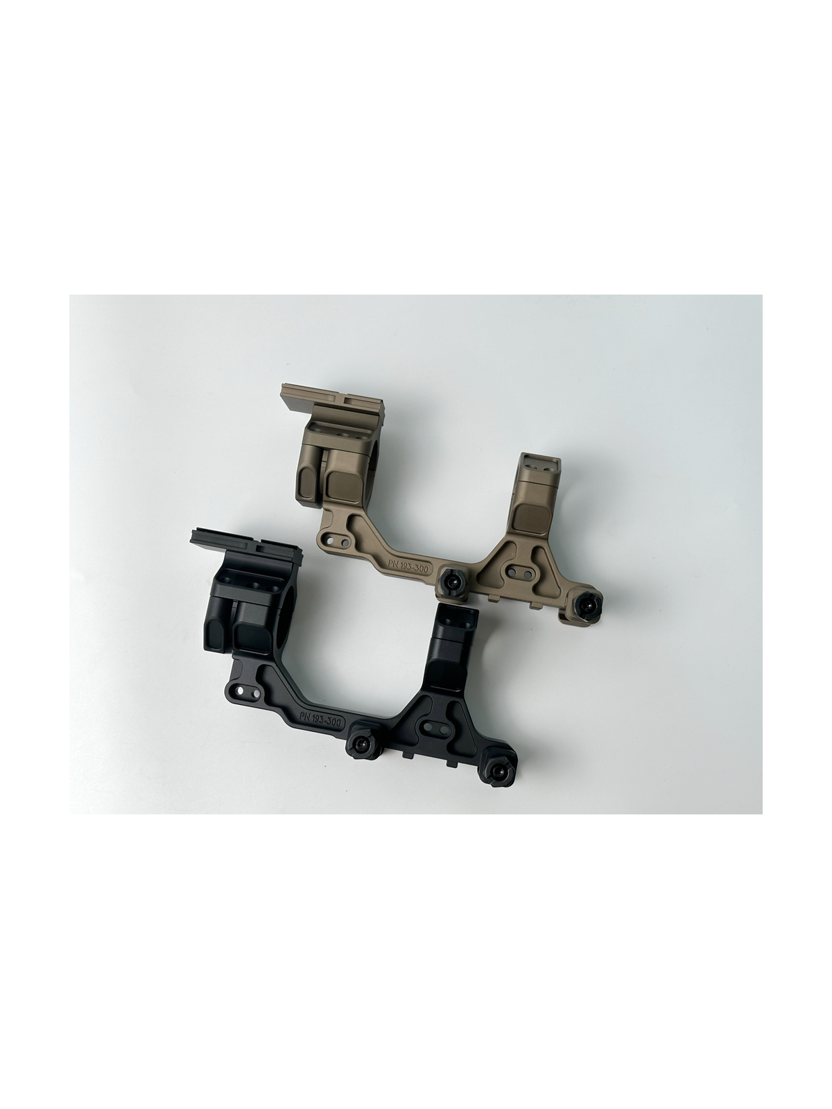 Badge Condtion 1 Scope Mount 1.93''/30mm W Top P1 Mount Color Black